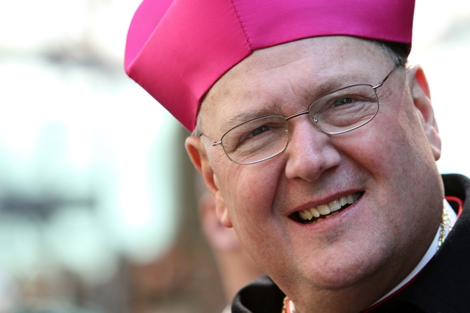 The Badger Catholic: Cardinal Dolan to Present at 2013 Pallium Lecture ...